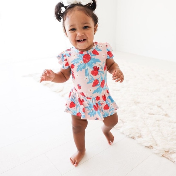 Posh Peanut | Dresses | Posh Peanut Girls Strawberry Ruffled Cap Sleeve ...